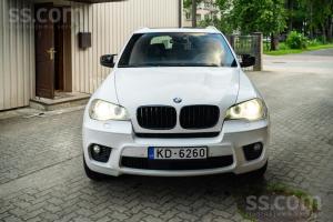 White BMW X5 2011 in Valmiera, with an engine capacity of 3.00 L and mileage of 350 thousand km for 12500 €, photo 4 on AUTOMOTO.COM.LV