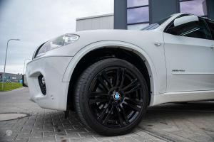 White BMW X5 2011 in Kaunas, with an engine capacity of 2.99 L and mileage of 336 thousand km for 12450 €, photo 7 on AUTOMOTO.COM.LV