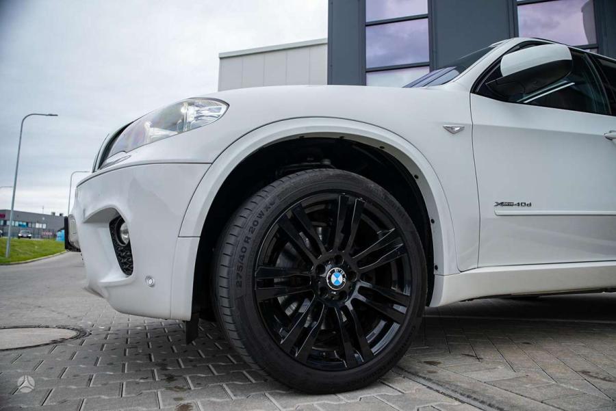 White BMW X5 2011 in Kaunas, with an engine capacity of 2.99 L and mileage of 336 thousand km for 12450 €, photo 7 on AUTOMOTO.COM.LV