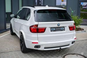 White BMW X5 2011 in Kaunas, with an engine capacity of 2.99 L and mileage of 336 thousand km for 12450 €, photo 12 on AUTOMOTO.COM.LV