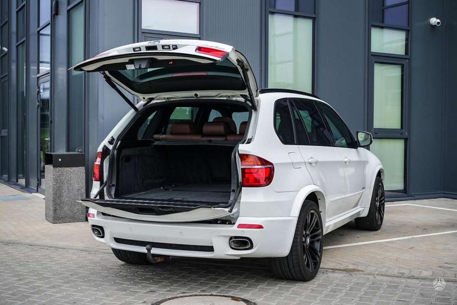 White BMW X5 2011 in Kaunas, with an engine capacity of 2.99 L and mileage of 336 thousand km for 12450 €, photo 15 on AUTOMOTO.COM.LV