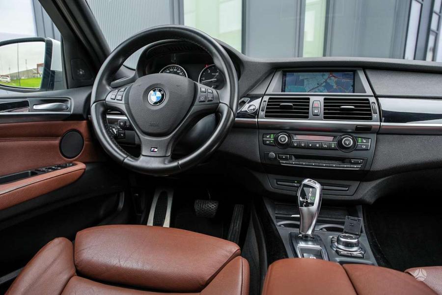 White BMW X5 2011 in Kaunas, with an engine capacity of 2.99 L and mileage of 336 thousand km for 12450 €, photo 19 on AUTOMOTO.COM.LV