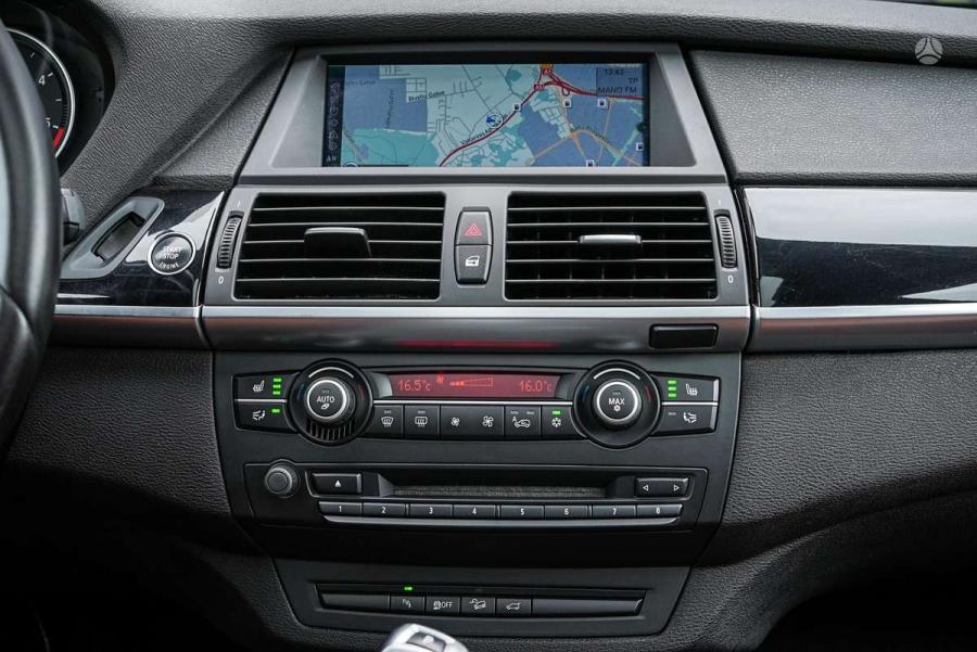 White BMW X5 2011 in Kaunas, with an engine capacity of 2.99 L and mileage of 336 thousand km for 12450 €, photo 23 on AUTOMOTO.COM.LV