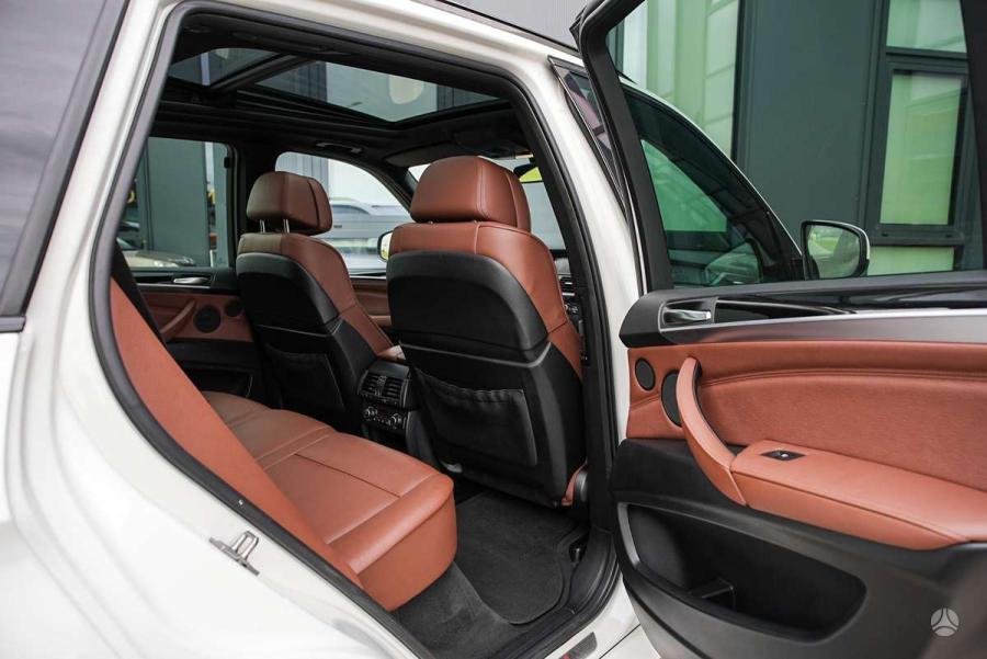 White BMW X5 2011 in Kaunas, with an engine capacity of 2.99 L and mileage of 336 thousand km for 12450 €, photo 40 on AUTOMOTO.COM.LV