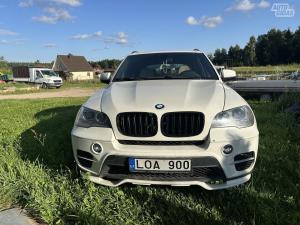 White BMW X5 2011 in Vilnius, with an engine capacity of 4.80 L and mileage of 220 thousand km for 5500 €, photo 3 on AUTOMOTO.COM.LV