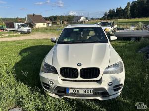 White BMW X5 2011 in Vilnius, with an engine capacity of 4.80 L and mileage of 220 thousand km for 5500 €, photo 4 on AUTOMOTO.COM.LV