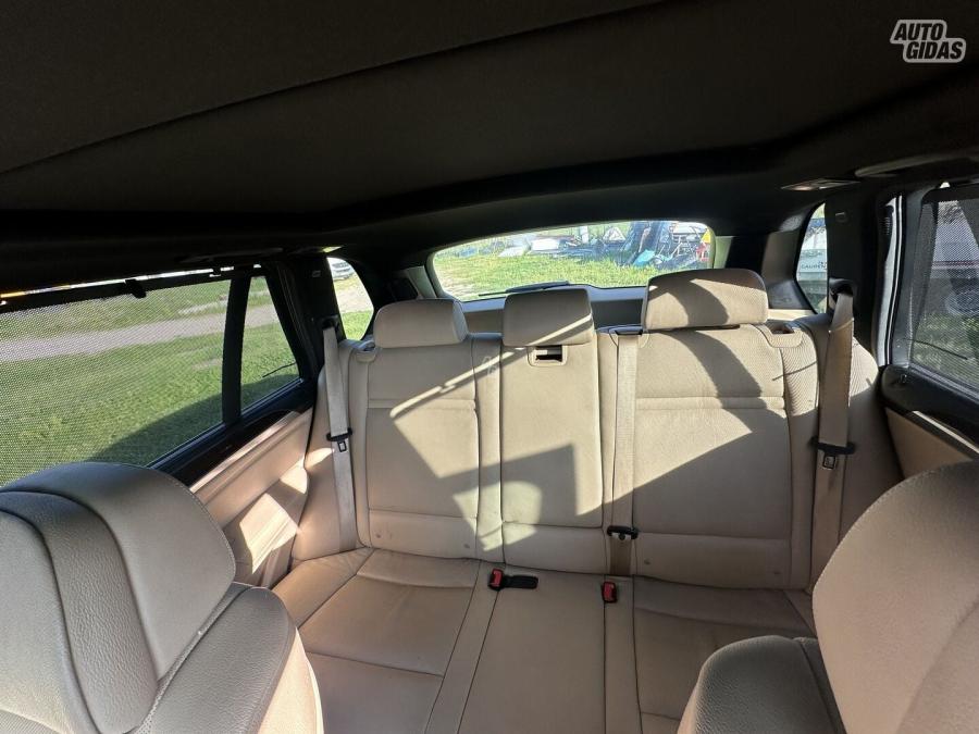 White BMW X5 2011 in Vilnius, with an engine capacity of 4.80 L and mileage of 220 thousand km for 5500 €, photo 22 on AUTOMOTO.COM.LV