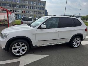 White BMW X5 2011 in Kaunas, with an engine capacity of 2.99 L and mileage of 290 thousand km for 8999 €, photo 10 on AUTOMOTO.COM.LV