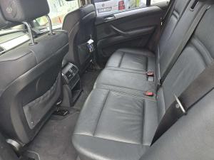 White BMW X5 2011 in Kaunas, with an engine capacity of 2.99 L and mileage of 290 thousand km for 8999 €, photo 15 on AUTOMOTO.COM.LV