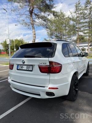 Balts BMW X5 2011 Rīga, ar dzinēja tilpumu 3.00 L un nobraukumu 309 tūkst. km par 10950 €, foto 4 vietnē AUTOMOTO.COM.LV