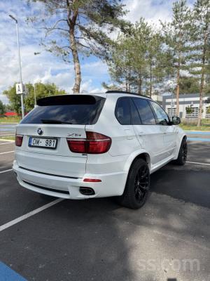 Balts BMW X5 2011 Rīga, ar dzinēja tilpumu 3.00 L un nobraukumu 309 tūkst. km par 10950 €, foto 5 vietnē AUTOMOTO.COM.LV