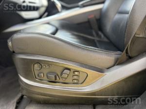 Balts BMW X5 2011 Rīga, ar dzinēja tilpumu 3.00 L un nobraukumu 309 tūkst. km par 10950 €, foto 6 vietnē AUTOMOTO.COM.LV