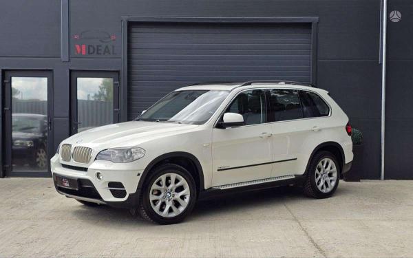 White BMW X5 2011 in Utena, with an engine capacity of 2.99 L and mileage of 265 thousand km for 9950 €, photo 3 on AUTOMOTO.COM.LV
