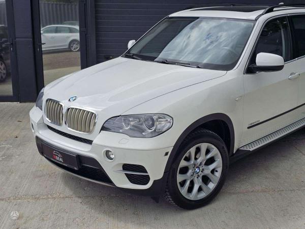 White BMW X5 2011 in Utena, with an engine capacity of 2.99 L and mileage of 265 thousand km for 9950 €, photo 5 on AUTOMOTO.COM.LV