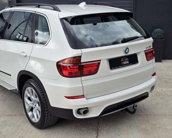 White BMW X5 2011 in Utena, with an engine capacity of 2.99 L and mileage of 265 thousand km for 9950 €, photo 8 on AUTOMOTO.COM.LV