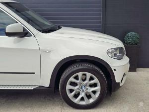 Balts BMW X5 2011 Utena, ar dzinēja tilpumu 2.99 L un nobraukumu 265 tūkst. km par 9950 €, foto 14 vietnē AUTOMOTO.COM.LV