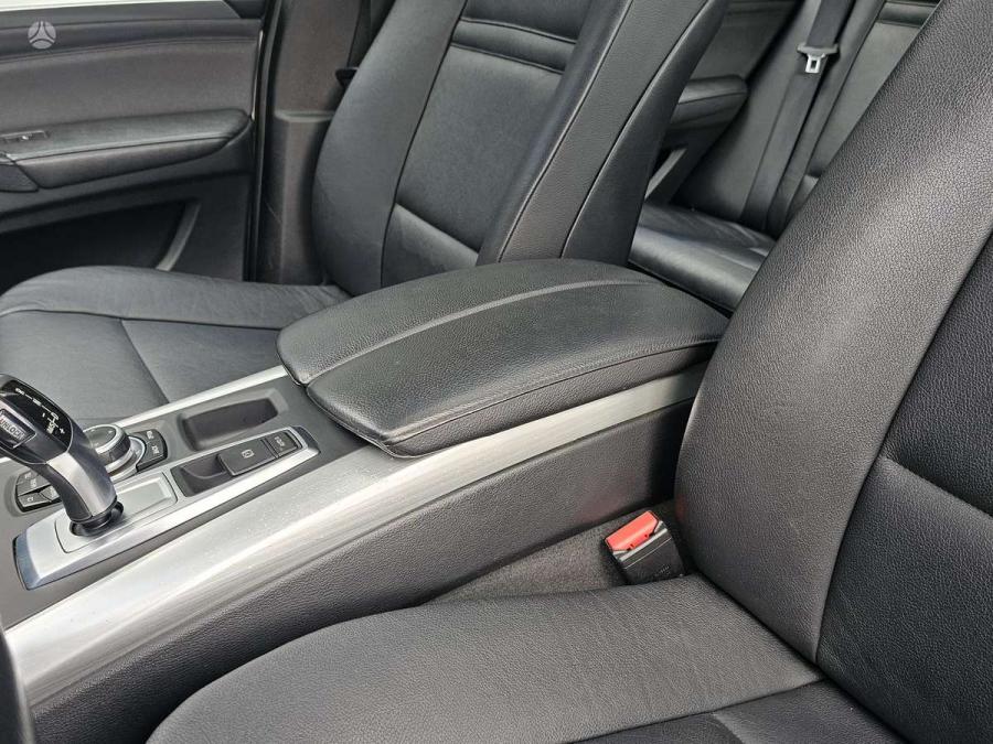 Balts BMW X5 2011 Utena, ar dzinēja tilpumu 2.99 L un nobraukumu 265 tūkst. km par 9950 €, foto 31 vietnē AUTOMOTO.COM.LV