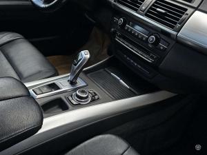 Balts BMW X5 2011 Utena, ar dzinēja tilpumu 2.99 L un nobraukumu 265 tūkst. km par 9950 €, foto 33 vietnē AUTOMOTO.COM.LV