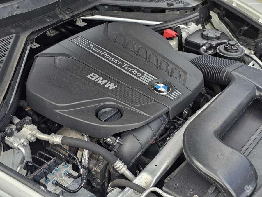 Balts BMW X5 2011 Utena, ar dzinēja tilpumu 2.99 L un nobraukumu 265 tūkst. km par 9950 €, foto 43 vietnē AUTOMOTO.COM.LV
