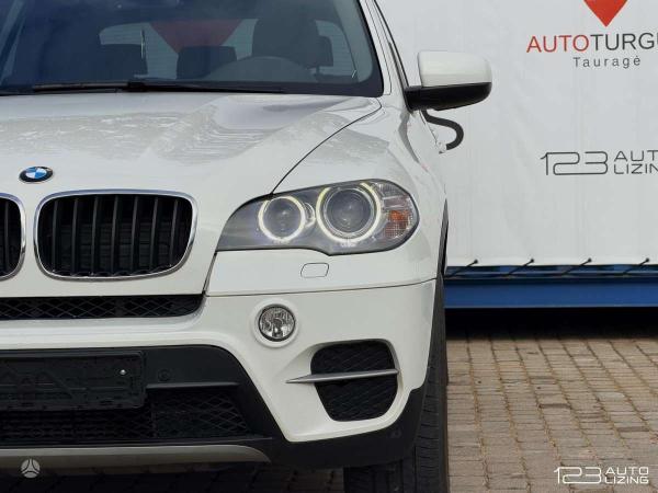 Balts BMW X5 2011 Tauragė, ar dzinēja tilpumu 3.00 L un nobraukumu 320 tūkst. km par 9500 €, foto 5 vietnē AUTOMOTO.COM.LV