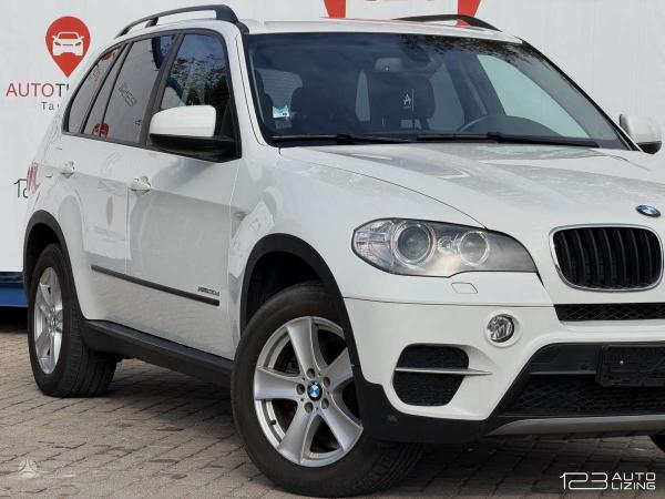 Balts BMW X5 2011 Tauragė, ar dzinēja tilpumu 3.00 L un nobraukumu 320 tūkst. km par 9500 €, foto 7 vietnē AUTOMOTO.COM.LV