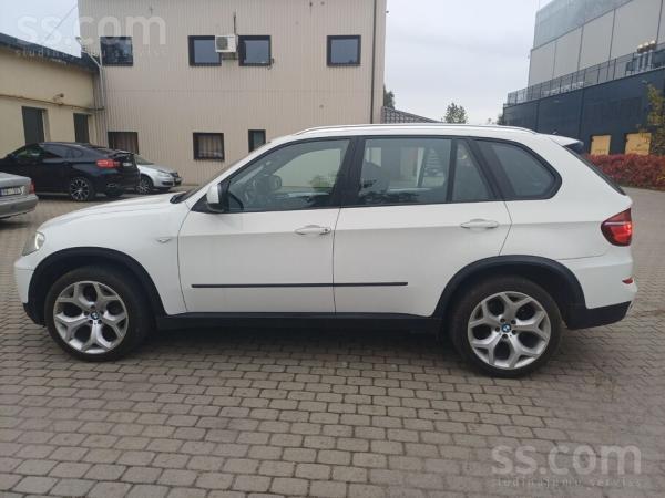 White BMW X5 2011 in Riga, with an engine capacity of 3.00 L and mileage of 180 thousand km for 8950 €, photo 5 on AUTOMOTO.COM.LV