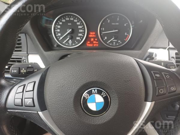 White BMW X5 2011 in Riga, with an engine capacity of 3.00 L and mileage of 180 thousand km for 8950 €, photo 8 on AUTOMOTO.COM.LV