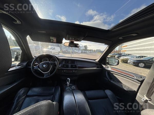 White BMW X5 2011 in Riga, with an engine capacity of 3.00 L and mileage of 370 thousand km for 8100 €, photo 8 on AUTOMOTO.COM.LV