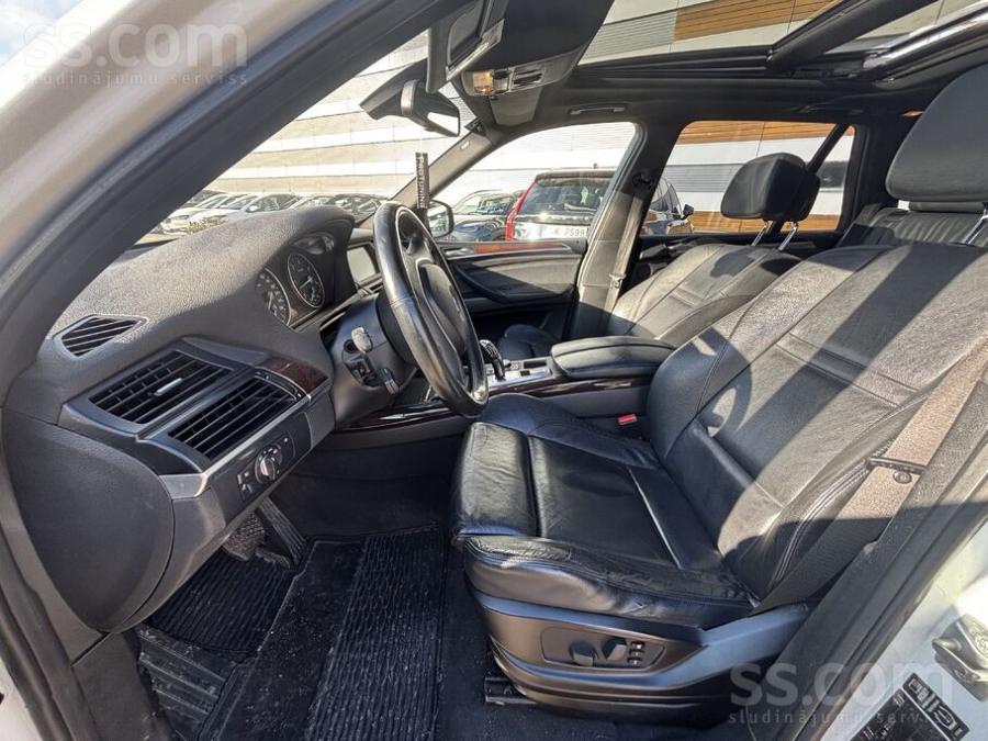 Balts BMW X5 2011 Rīga, ar dzinēja tilpumu 3.00 L un nobraukumu 370 tūkst. km par 8100 €, foto 11 vietnē AUTOMOTO.COM.LV