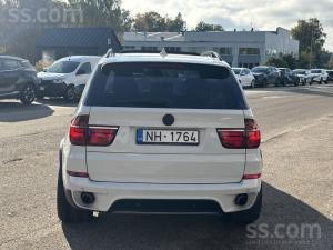 Balts BMW X5 2011 Rīga, ar dzinēja tilpumu 3.00 L un nobraukumu 370 tūkst. km par 8100 €, foto 15 vietnē AUTOMOTO.COM.LV