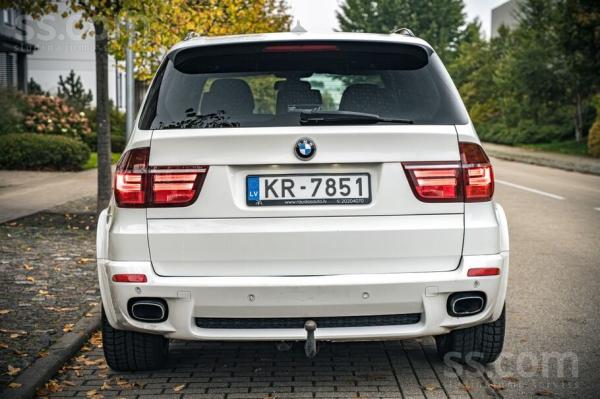 White BMW X5 2011 in Riga, with an engine capacity of 3.00 L and mileage of 0 thousand km for 7990 €, photo 6 on AUTOMOTO.COM.LV