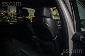 White BMW X5 2011 in Riga, with an engine capacity of 3.00 L and mileage of 0 thousand km for 7990 €, photo 14 on AUTOMOTO.COM.LV