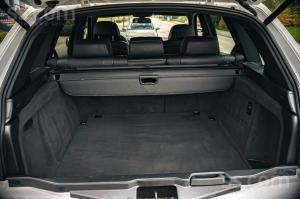 White BMW X5 2011 in Riga, with an engine capacity of 3.00 L and mileage of 0 thousand km for 7990 €, photo 23 on AUTOMOTO.COM.LV