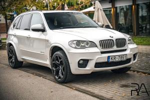 Balts BMW X5 2011 Rīga, ar dzinēja tilpumu 3.00 L un nobraukumu 441 tūkst. km par 7990 €, foto 3 vietnē AUTOMOTO.COM.LV