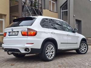 Balts BMW X5 2012 Šilutė, ar dzinēja tilpumu 3.00 L un nobraukumu 283 tūkst. km par 9500 €, foto 5 vietnē AUTOMOTO.COM.LV