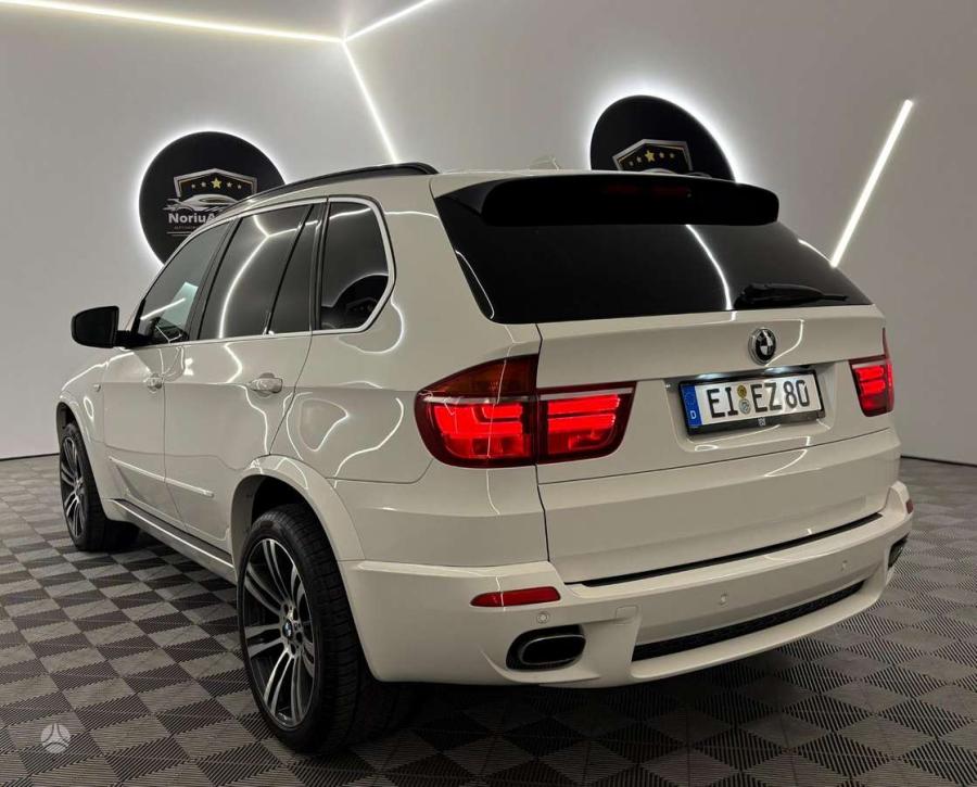 White BMW X5 2012 in Marijampole, with an engine capacity of 2.99 L and mileage of 225 thousand km for 13450 €, photo 31 on AUTOMOTO.COM.LV