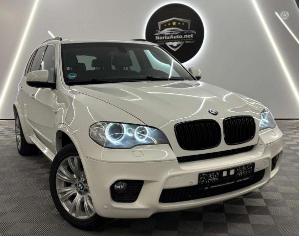 White BMW X5 2012 in Marijampole, with an engine capacity of 2.99 L and mileage of 301 thousand km for 11999 €, photo 1 on AUTOMOTO.COM.LV