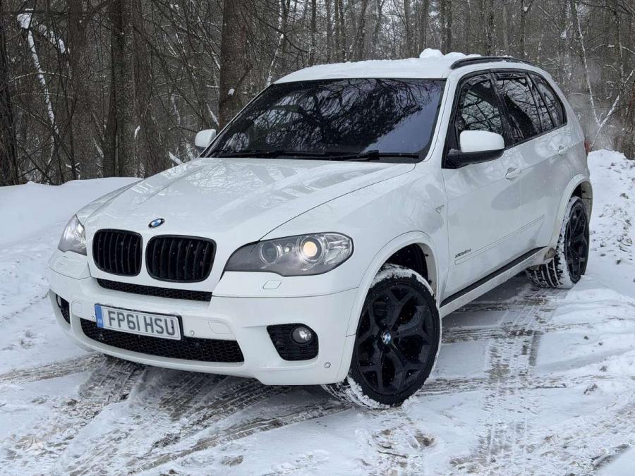 White BMW X5 2012 in Utena, with an engine capacity of 2.99 L and mileage of 160 thousand km for 5850 €, photo 2 on AUTOMOTO.COM.LV