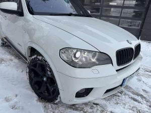 White BMW X5 2012 in Utena, with an engine capacity of 2.99 L and mileage of 160 thousand km for 5850 €, photo 4 on AUTOMOTO.COM.LV