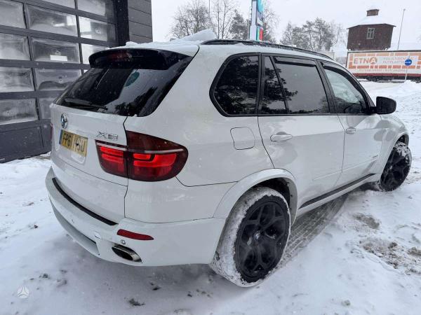Balts BMW X5 2012 Utena, ar dzinēja tilpumu 2.99 L un nobraukumu 160 tūkst. km par 5850 €, foto 6 vietnē AUTOMOTO.COM.LV