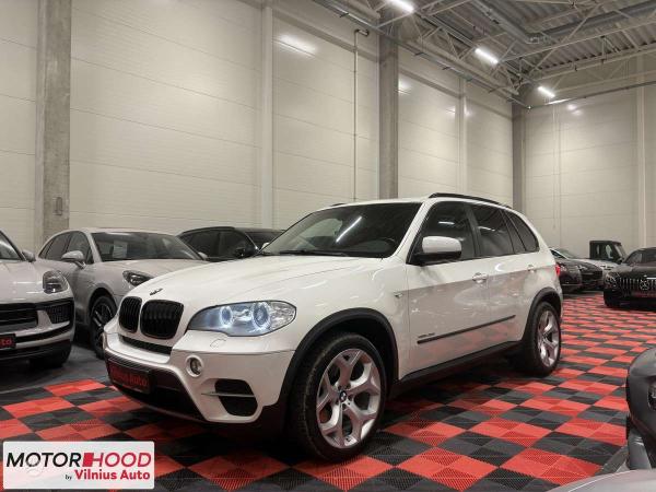 White BMW X5 2012 in Vilnius, with an engine capacity of 2.99 L and mileage of 243 thousand km for 10000 €, photo 1 on AUTOMOTO.COM.LV