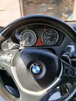 White BMW X5 2012 in Rezekne, with an engine capacity of 3.00 L and mileage of 294 thousand km for 11250 €, photo 8 on AUTOMOTO.COM.LV