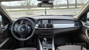 Balts BMW X5 2012 Daugavpils, ar dzinēja tilpumu 3.00 L un nobraukumu 233 tūkst. km par 13000 €, foto 12 vietnē AUTOMOTO.COM.LV