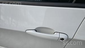 Balts BMW X5 2012 Daugavpils, ar dzinēja tilpumu 3.00 L un nobraukumu 233 tūkst. km par 13000 €, foto 16 vietnē AUTOMOTO.COM.LV