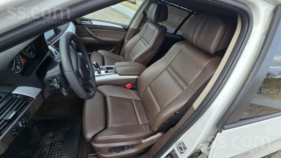 Balts BMW X5 2012 Daugavpils, ar dzinēja tilpumu 3.00 L un nobraukumu 233 tūkst. km par 13000 €, foto 19 vietnē AUTOMOTO.COM.LV