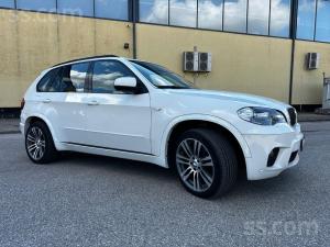 White BMW X5 2012 in Talsi, with an engine capacity of 3.00 L and mileage of 287 thousand km for 12500 €, photo  on AUTOMOTO.COM.LV