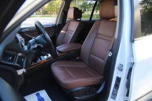 Balts BMW X5 2012 Rīga, ar dzinēja tilpumu 3.00 L un nobraukumu 276 tūkst. km par 12390 €, foto 10 vietnē AUTOMOTO.COM.LV