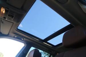 Balts BMW X5 2012 Rīga, ar dzinēja tilpumu 3.00 L un nobraukumu 276 tūkst. km par 12390 €, foto 21 vietnē AUTOMOTO.COM.LV