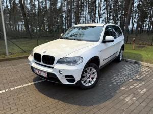 Balts BMW X5 2012 Rīga, ar dzinēja tilpumu 3.00 L un nobraukumu 228 tūkst. km par 6000 €, foto  vietnē AUTOMOTO.COM.LV