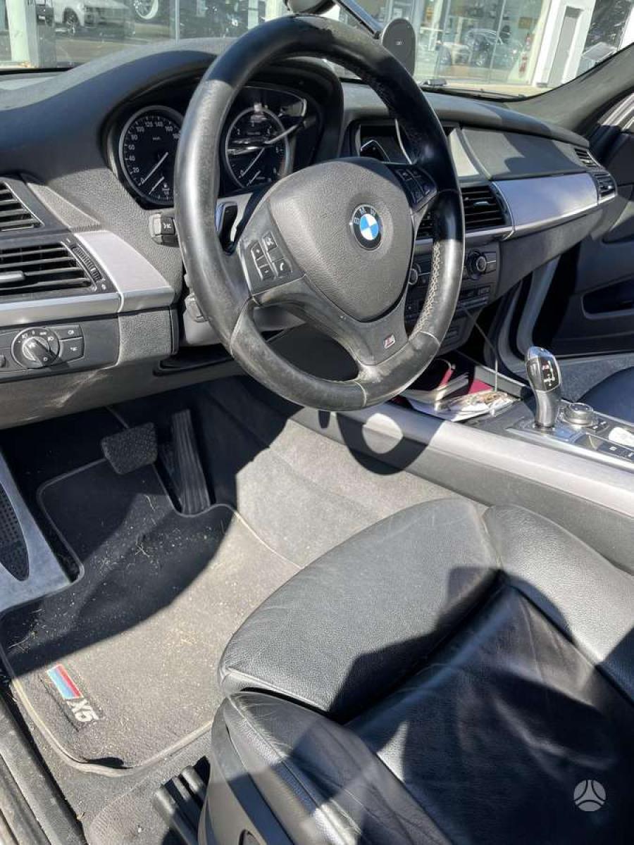 Balts BMW X5 2012 Tauragė, ar dzinēja tilpumu 3.00 L un nobraukumu 252 tūkst. km par 7700 €, foto 6 vietnē AUTOMOTO.COM.LV